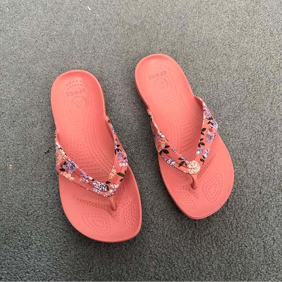 CROCS | Shoes | Croc Flip Flops | Poshmark